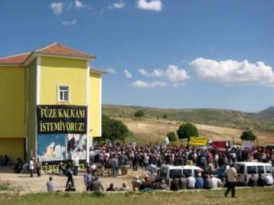 Kürecik'te Sinan Cemgil Ve Arkadaşları Anlldı - Avrupa Postası - Avrupa ...